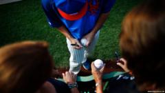 Day in pictures: 7 August 2013 - BBC News