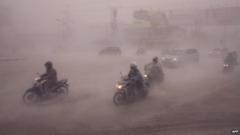 Indonesian airports reopen after Java volcano eruption - BBC News