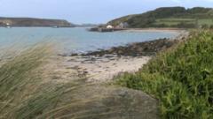 Isles of Scilly tackle storm damage - BBC News