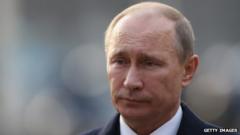 Russian rouble hits new low against the dollar and euro - BBC News
