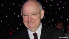 Tim Waterstone 'predicts e-book decline' - BBC News