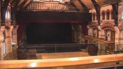 How can music make your ears bleed? - BBC News