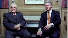 In Pictures: Ian Paisley - BBC News