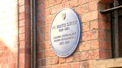 Edith Smith: Blue plaque for WW1 woman police officer - BBC News