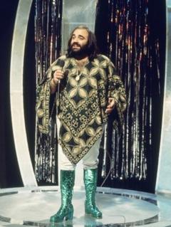Greek singer Demis Roussos dies aged 68 - BBC News