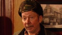 Tributes after Still Game actor Jake D'Arcy dies - BBC News