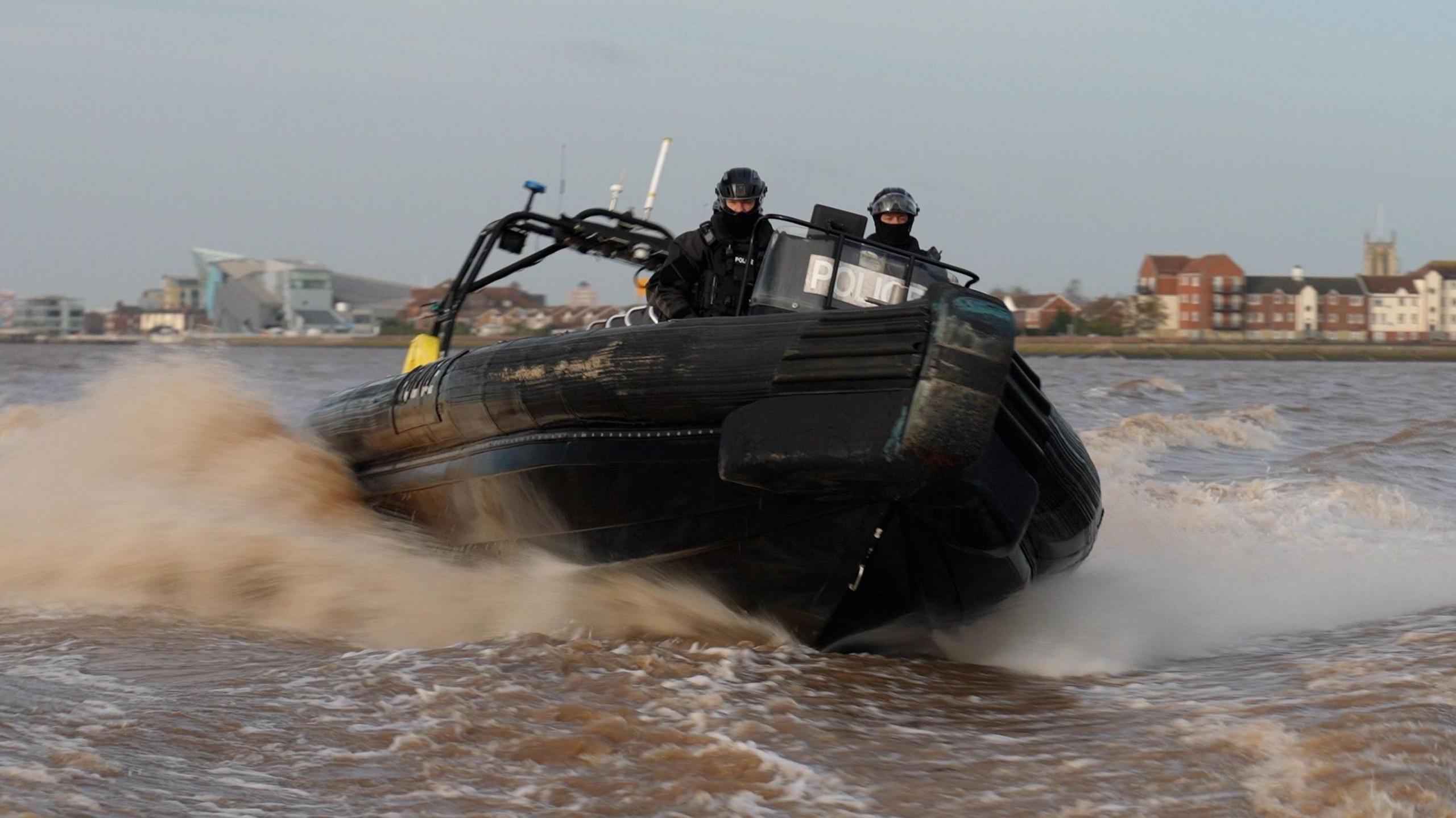 On patrol with armed officers policing the Humber estuary - BBC News