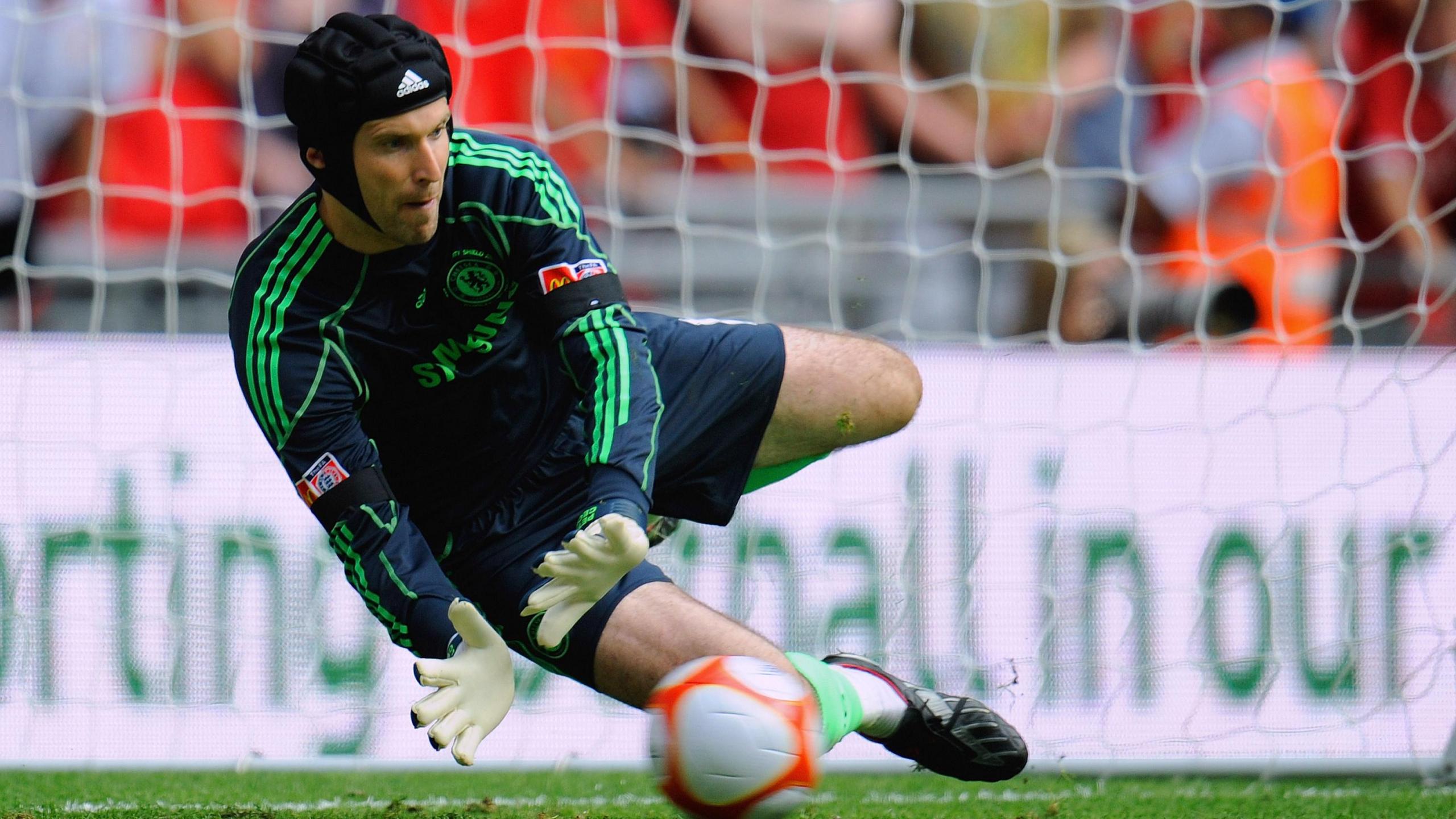 Football's greatest individual comebacks - Petr Cech - BBC Sport