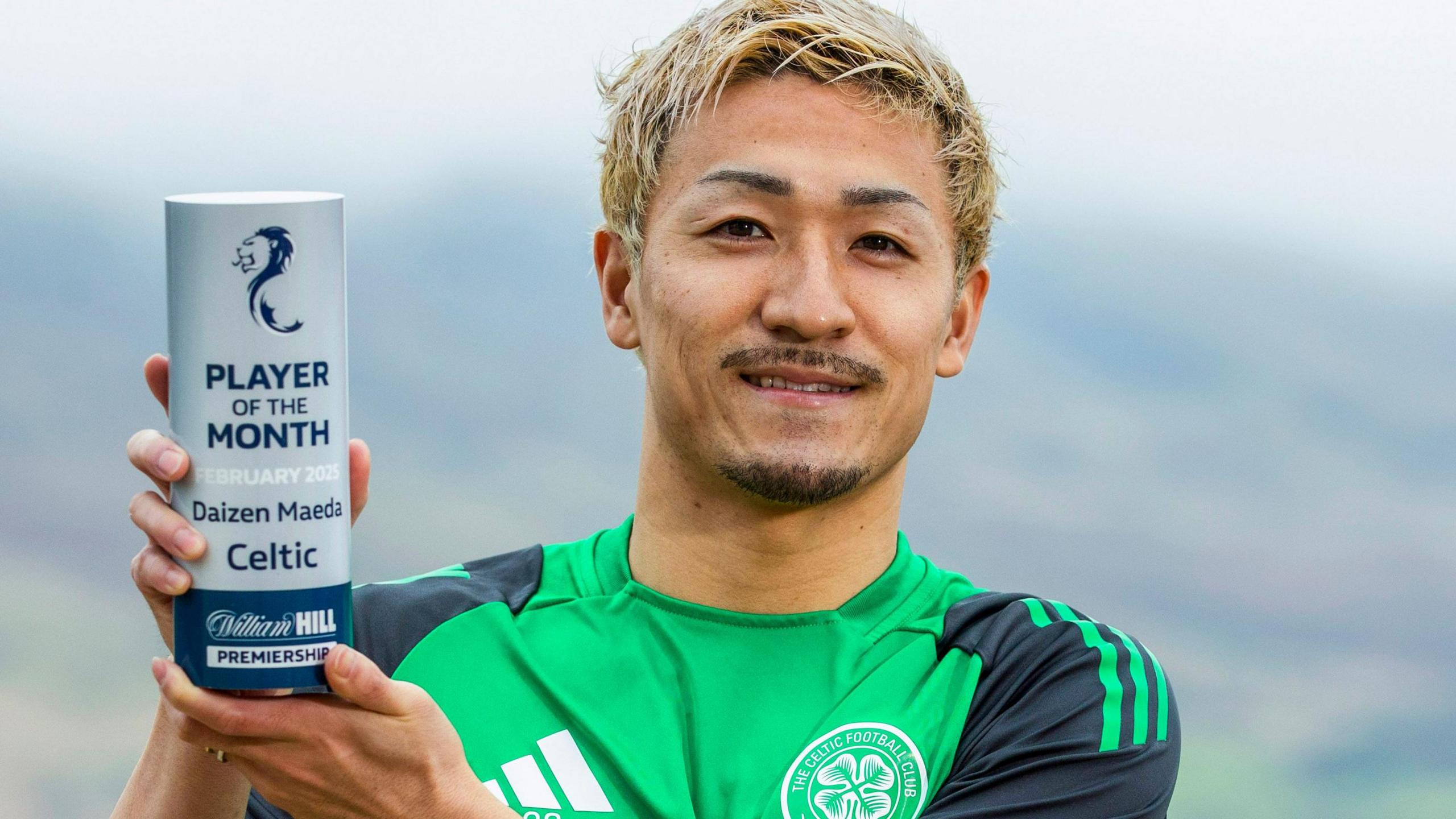 Celtic's Daizen Maeda wins Scottish Premiership player of month award - BBC Sport