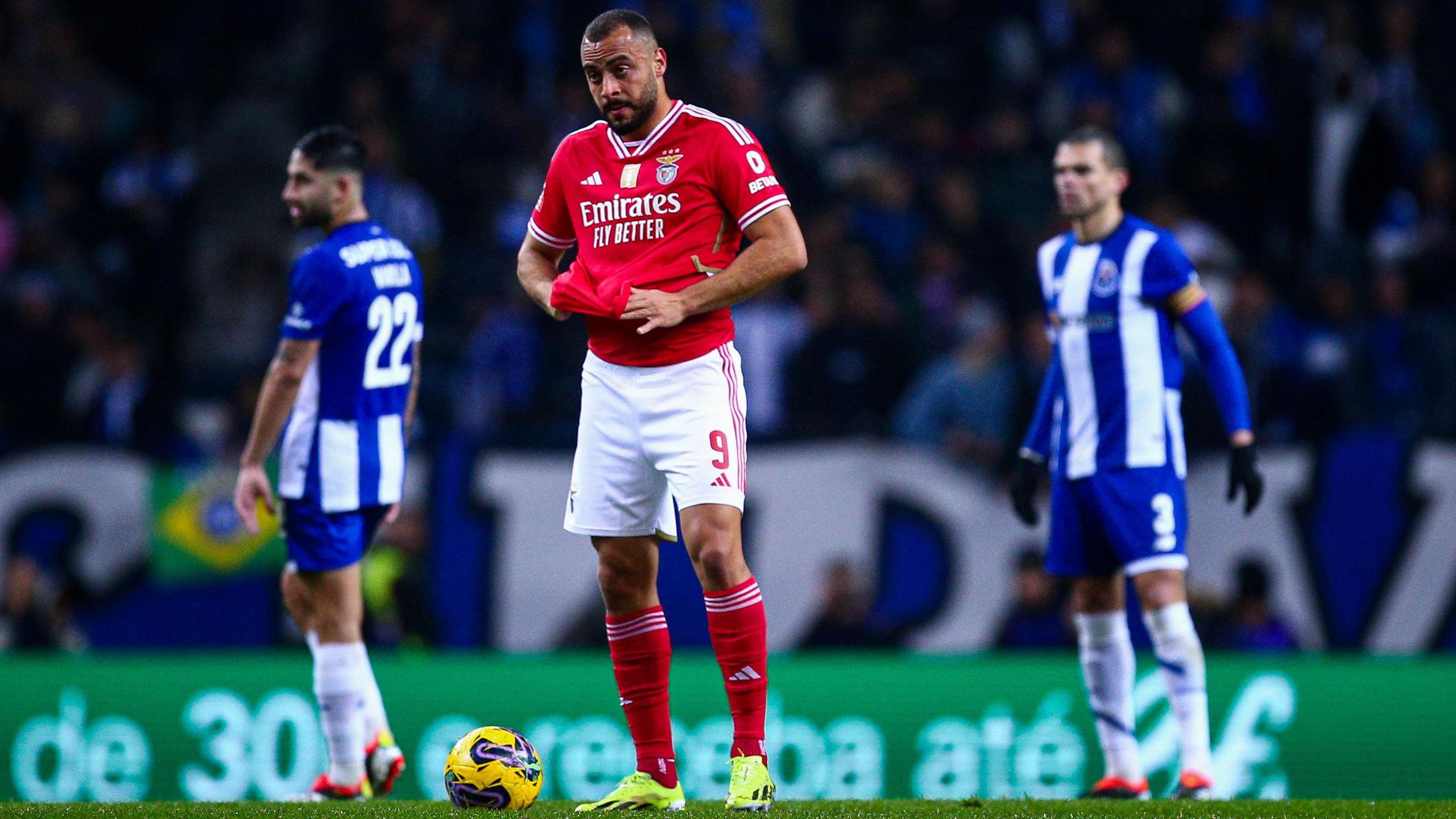 Benfica humbled by Porto ahead of Rangers Europa League tie - BBC Sport