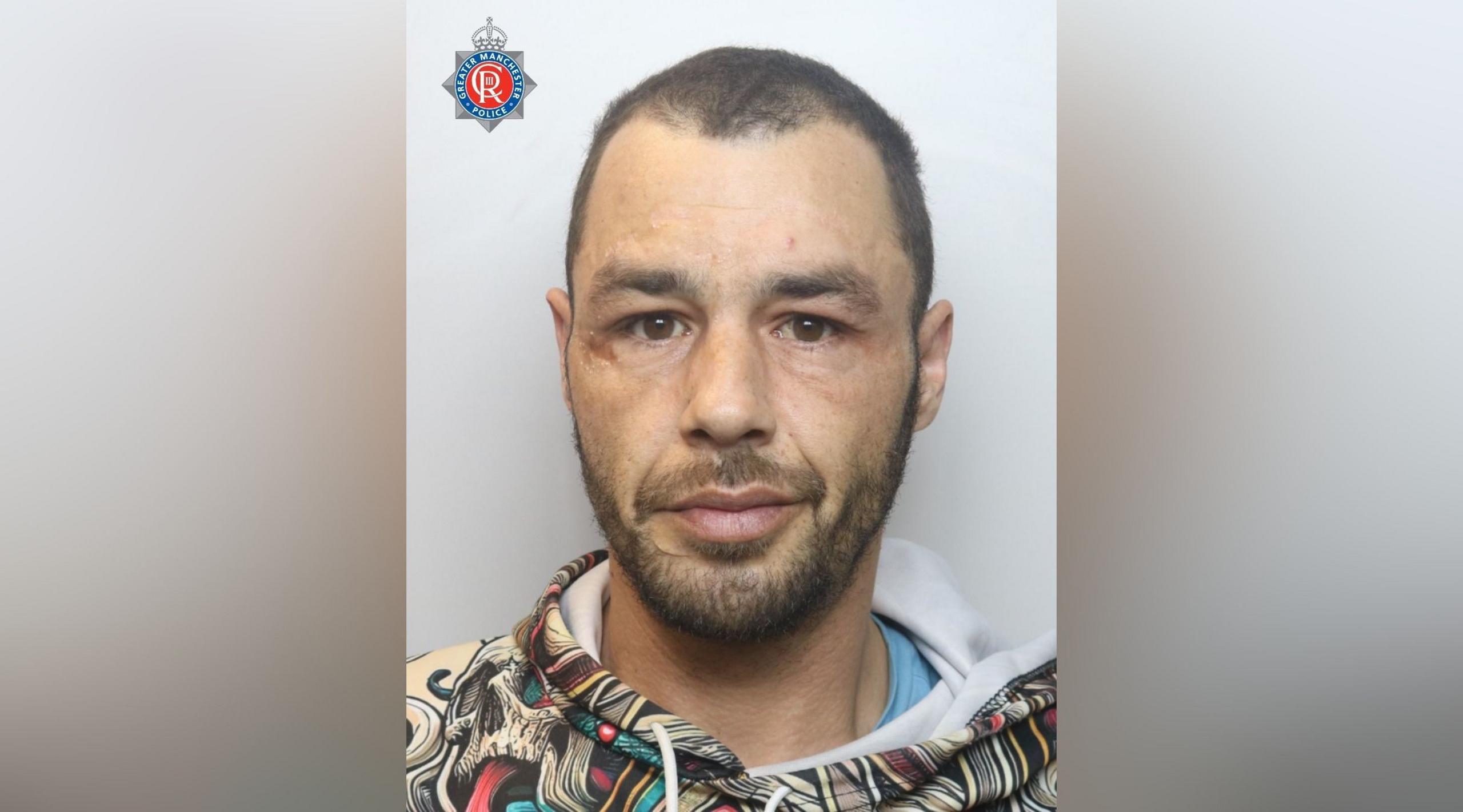 Man jailed over phone theft which caused pregnant woman to fall - BBC News