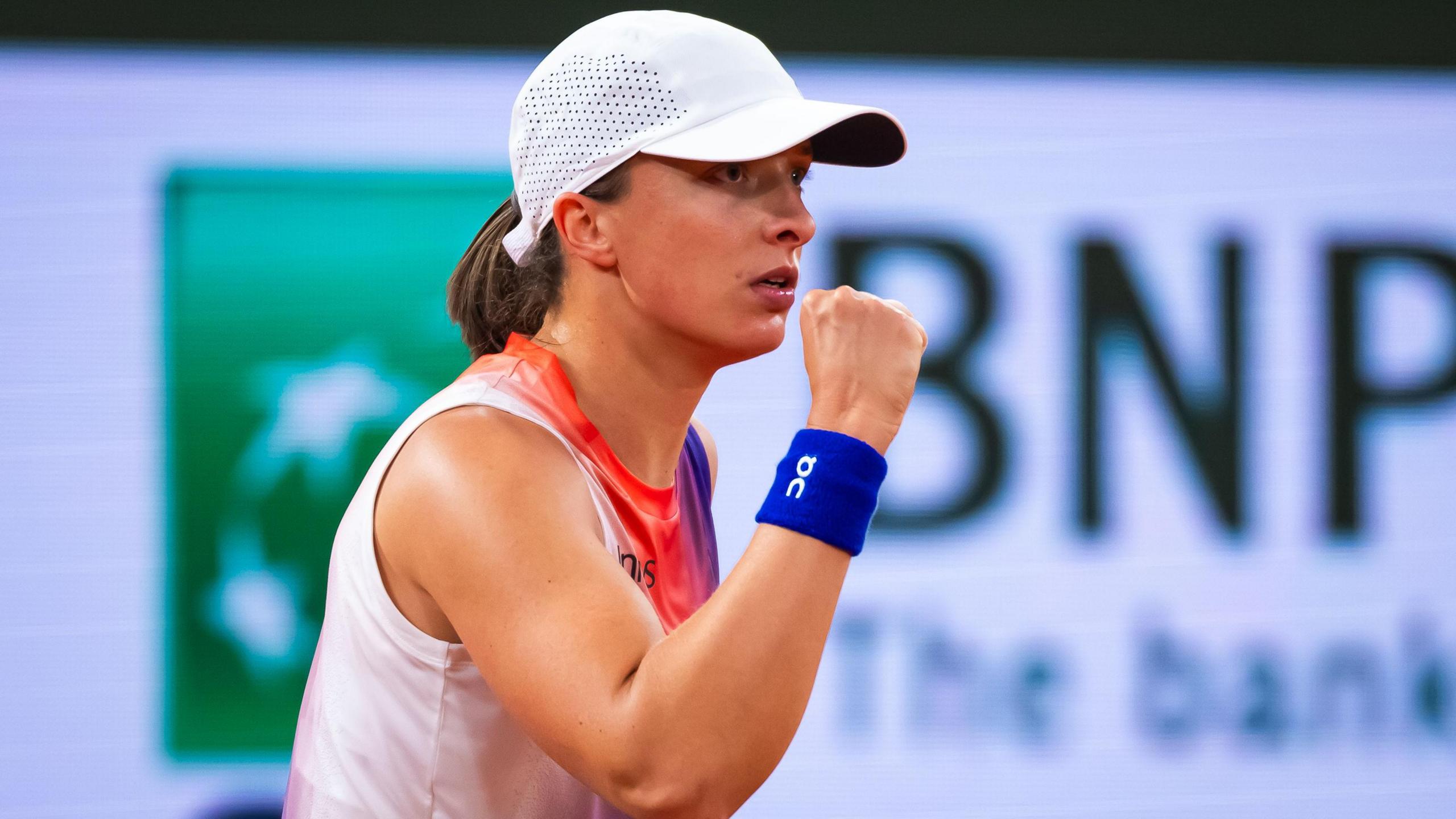 French Open 2024: Iga Swiatek continues title defence on birthday - BBC ...