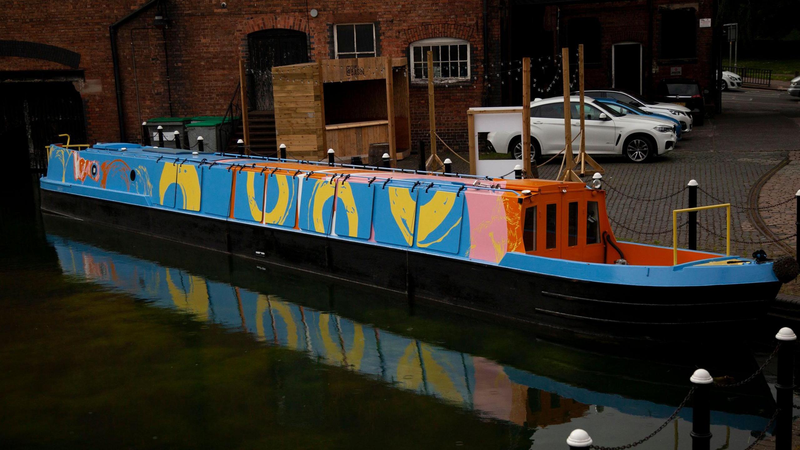 Trent and Mersey Canal in Staffordshire blocked after tree falls on to ...