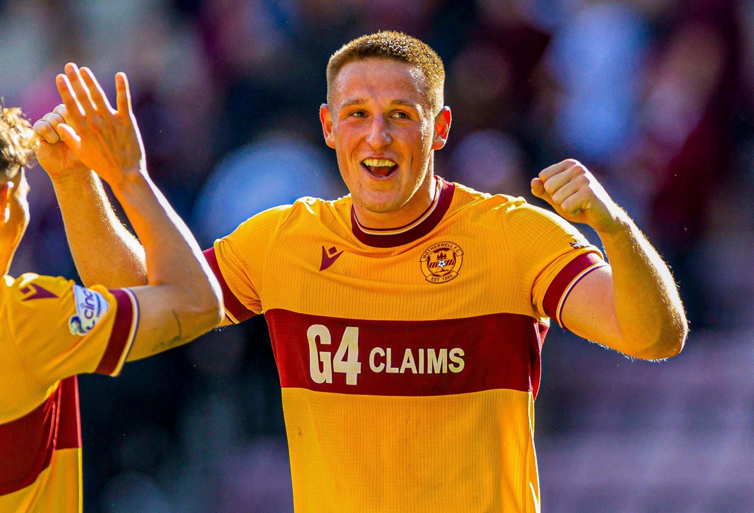 Casey on USA spell and finding a home at Fir Park - BBC Sport