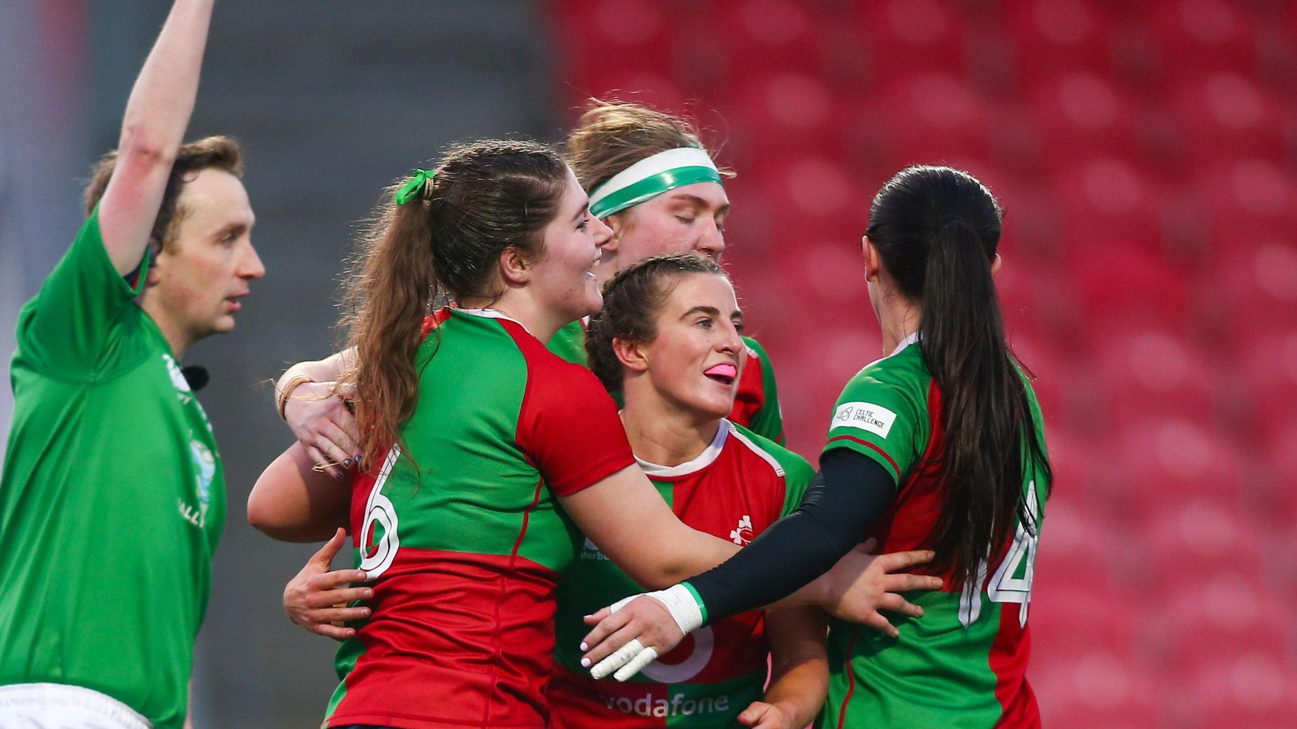 Celtic Challenge: Six-try Clovers too strong for Edinburgh in Cork ...