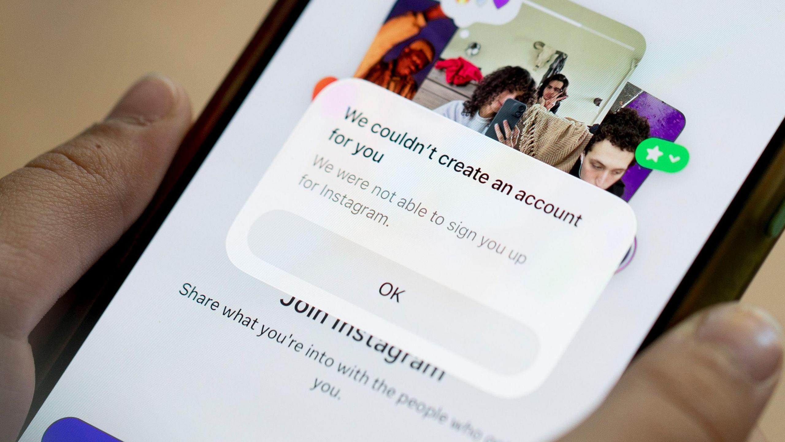 Should people in the South back a social media ban for under-16s? - BBC ...