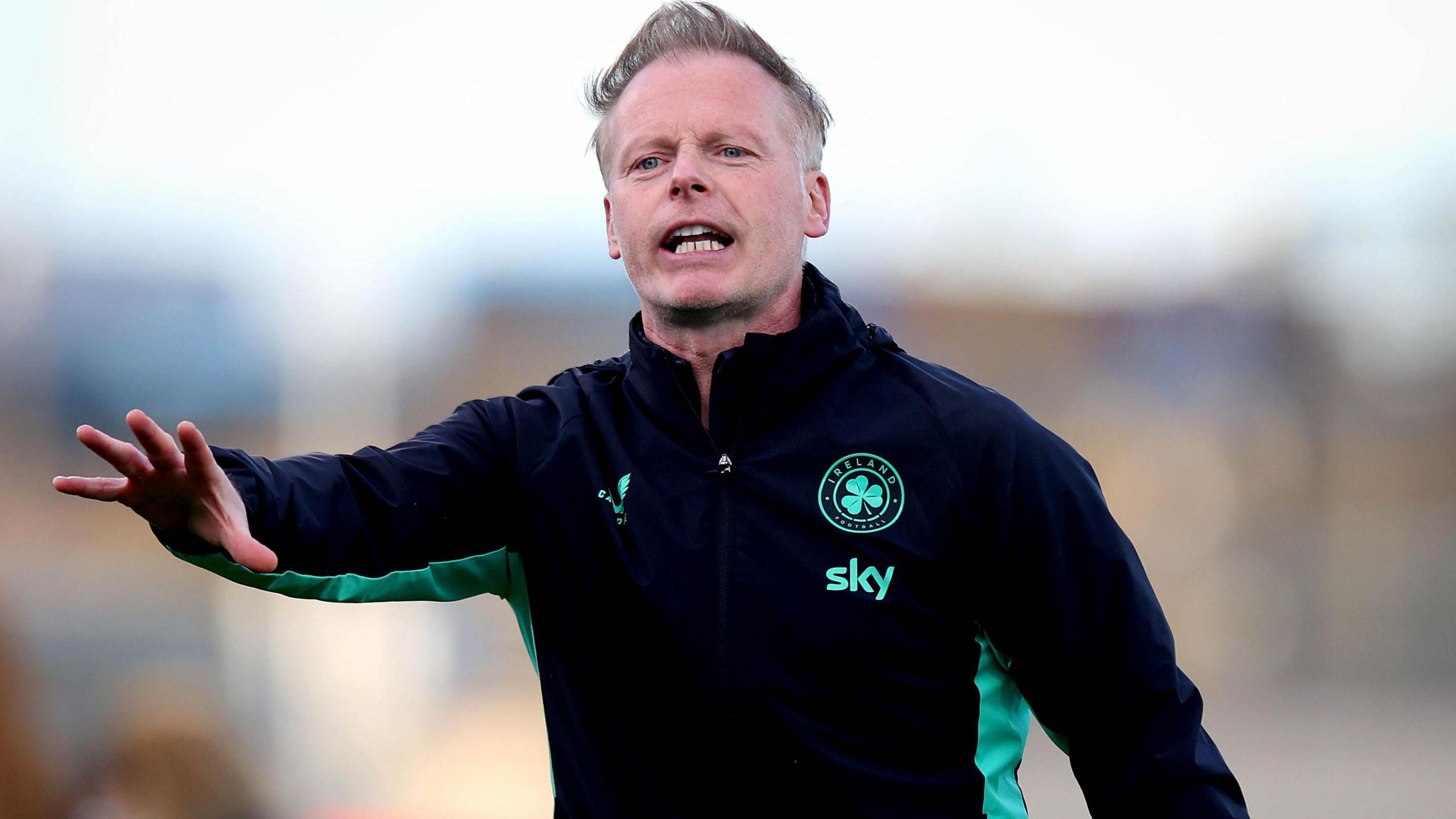 Republic of Ireland women: Alan Mahon resigns as assistant coach - BBC ...