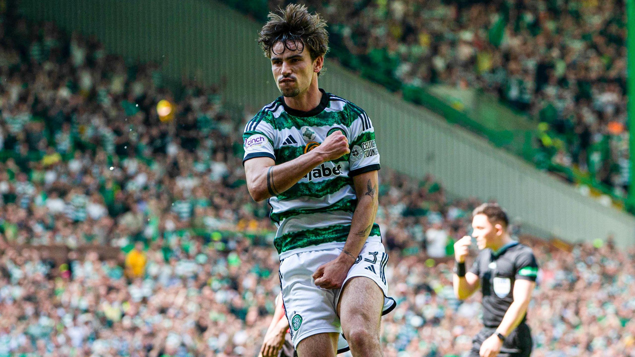 Matt O'Riley pens emotional farewell to Celtic fans - BBC Sport