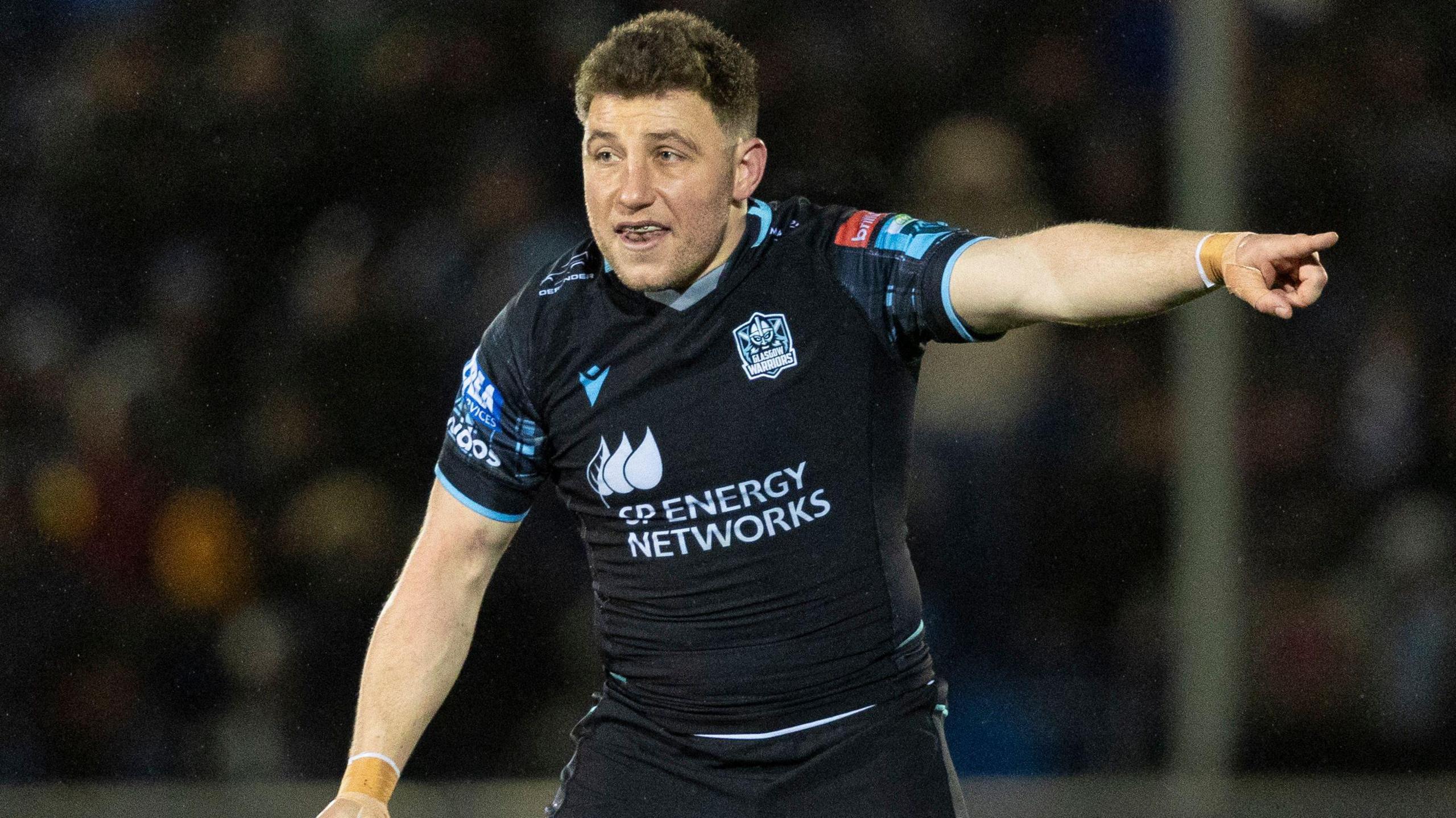 Duncan Weir Weir on 'burden & inspiration' of playing for Glasgow - BBC ...