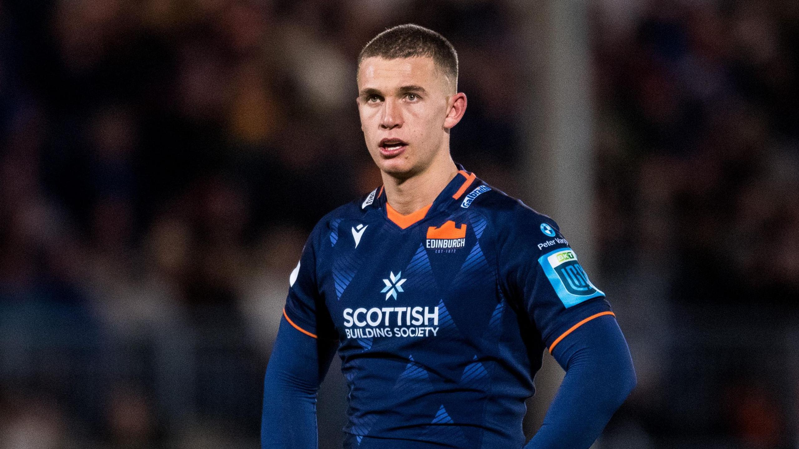Scottish-qualified Charlie Savala signs for Glasgow - BBC Sport