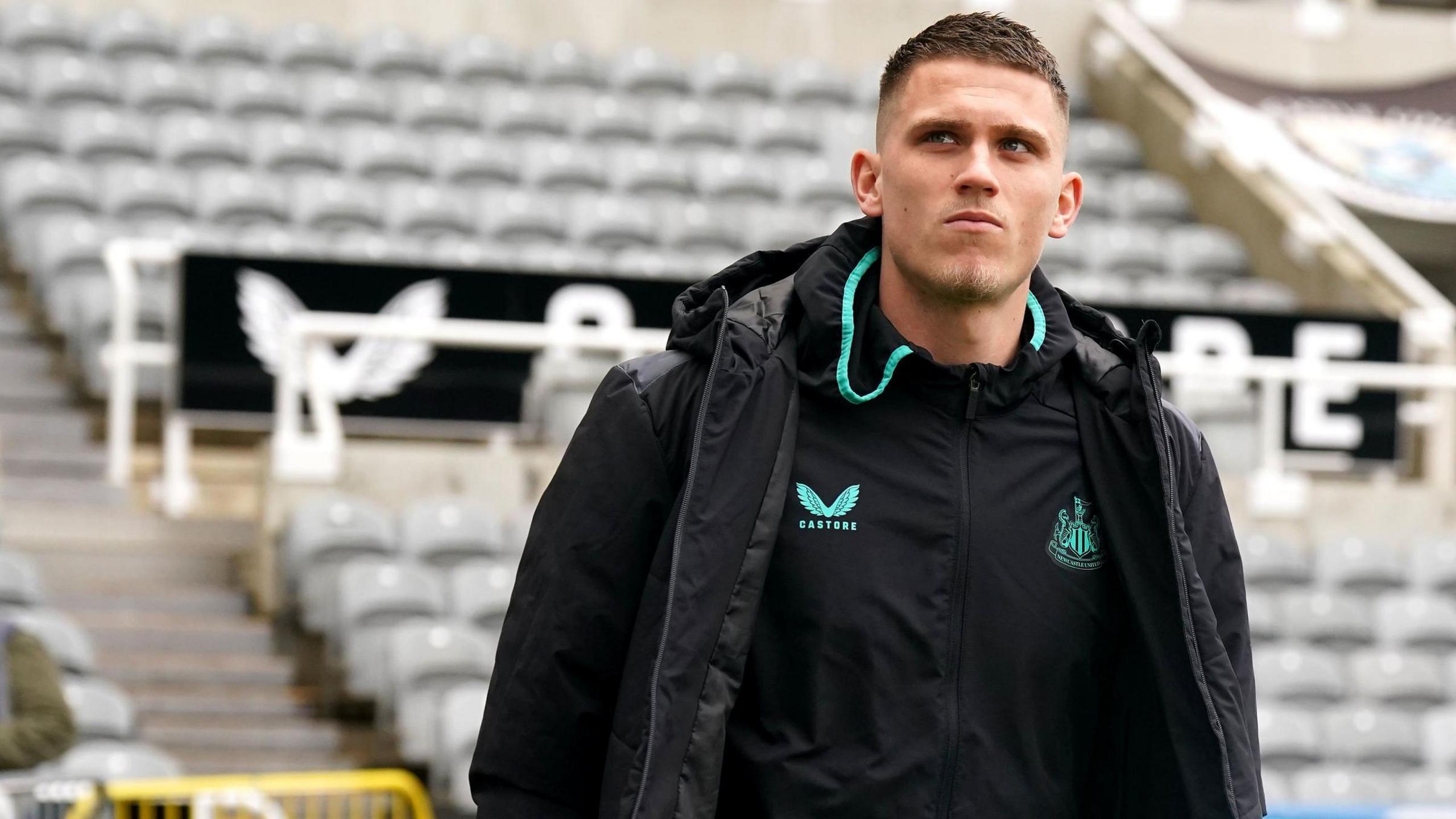 Newcastle United news: Eddie Howe on Sven Botman's injury - BBC Sport