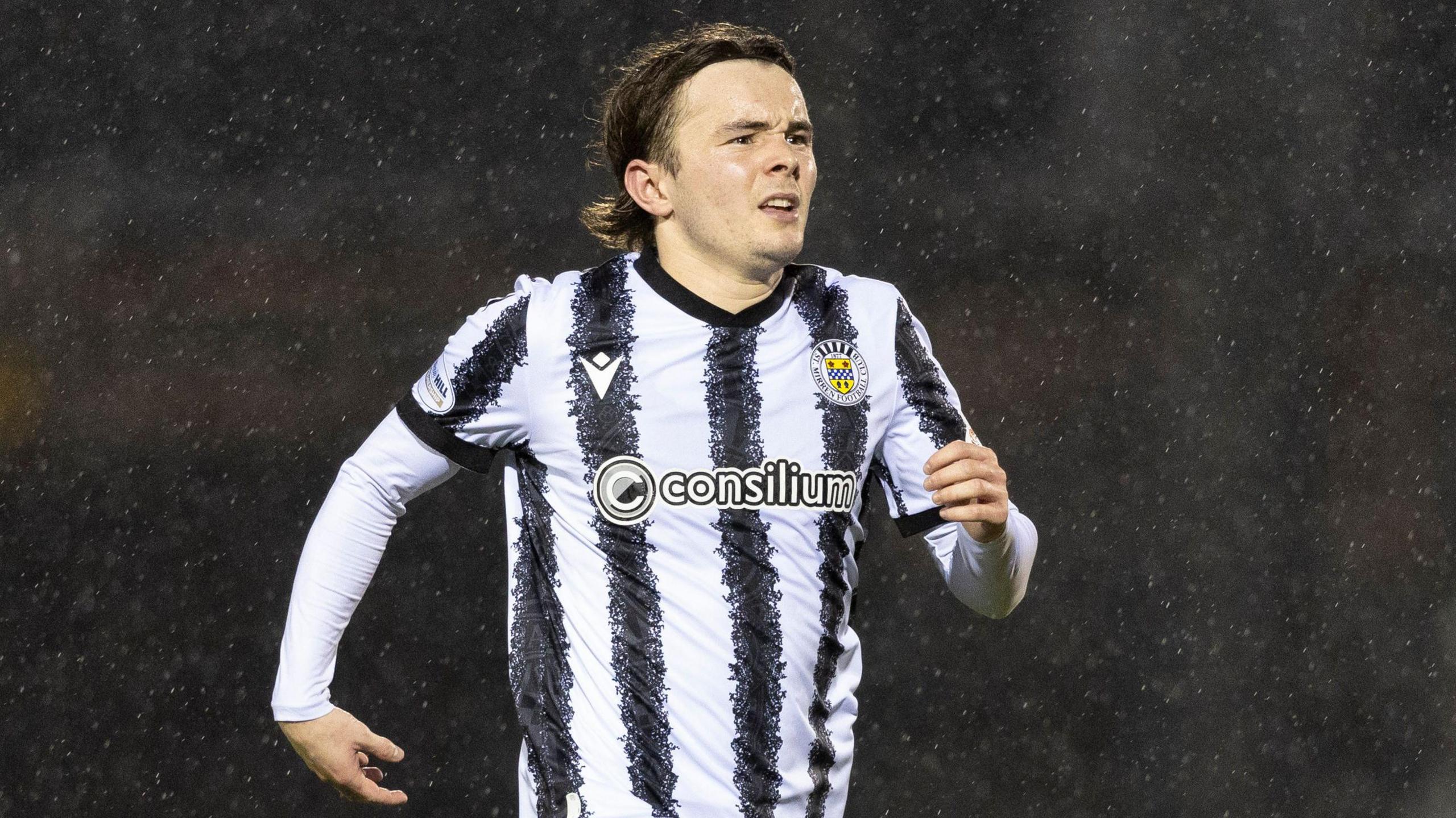 Taylor joins Thistle on loan until end of season - BBC Sport