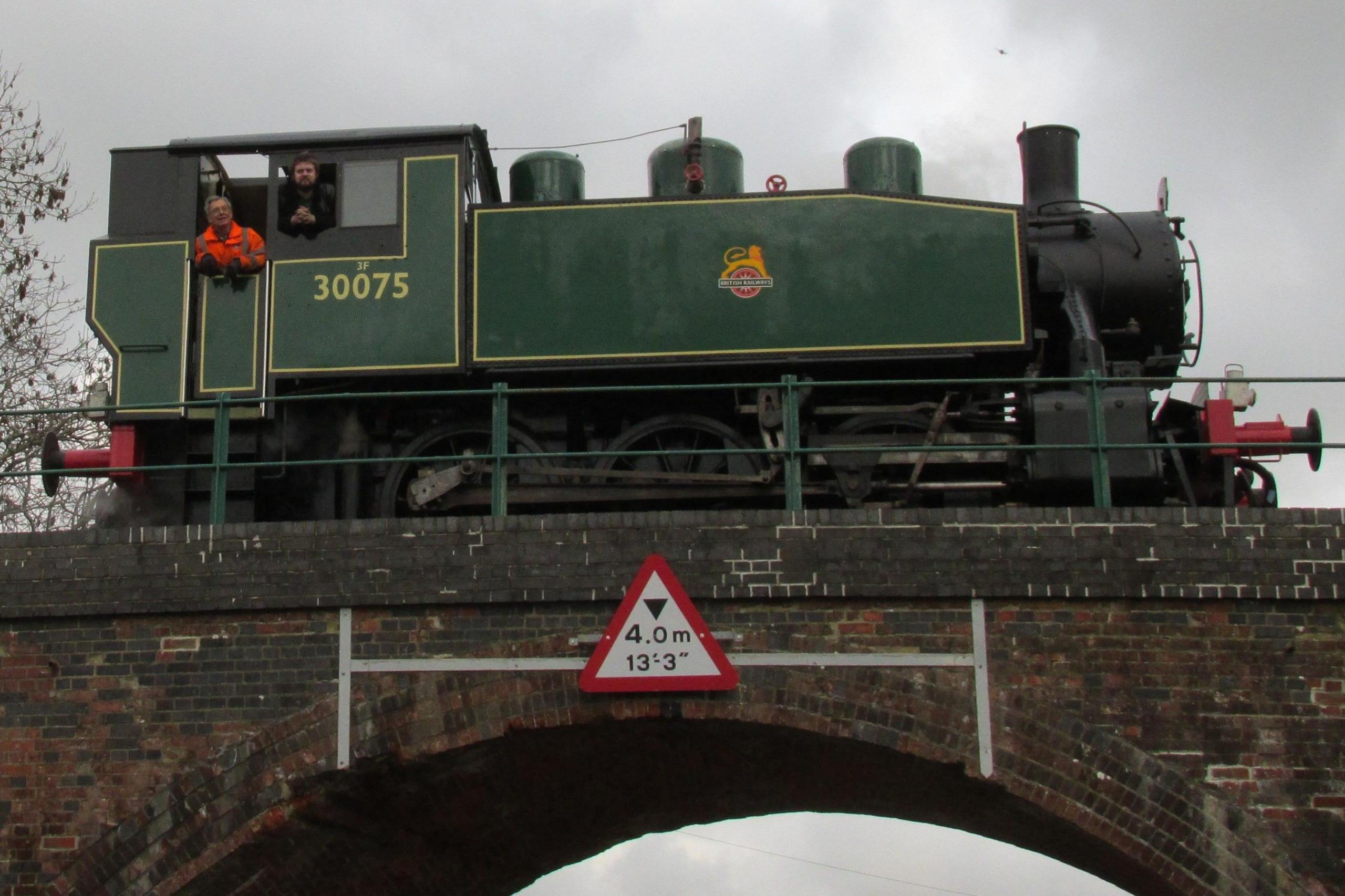 Steam loco makes debut at Shillingstone after 10-year restoration - BBC ...
