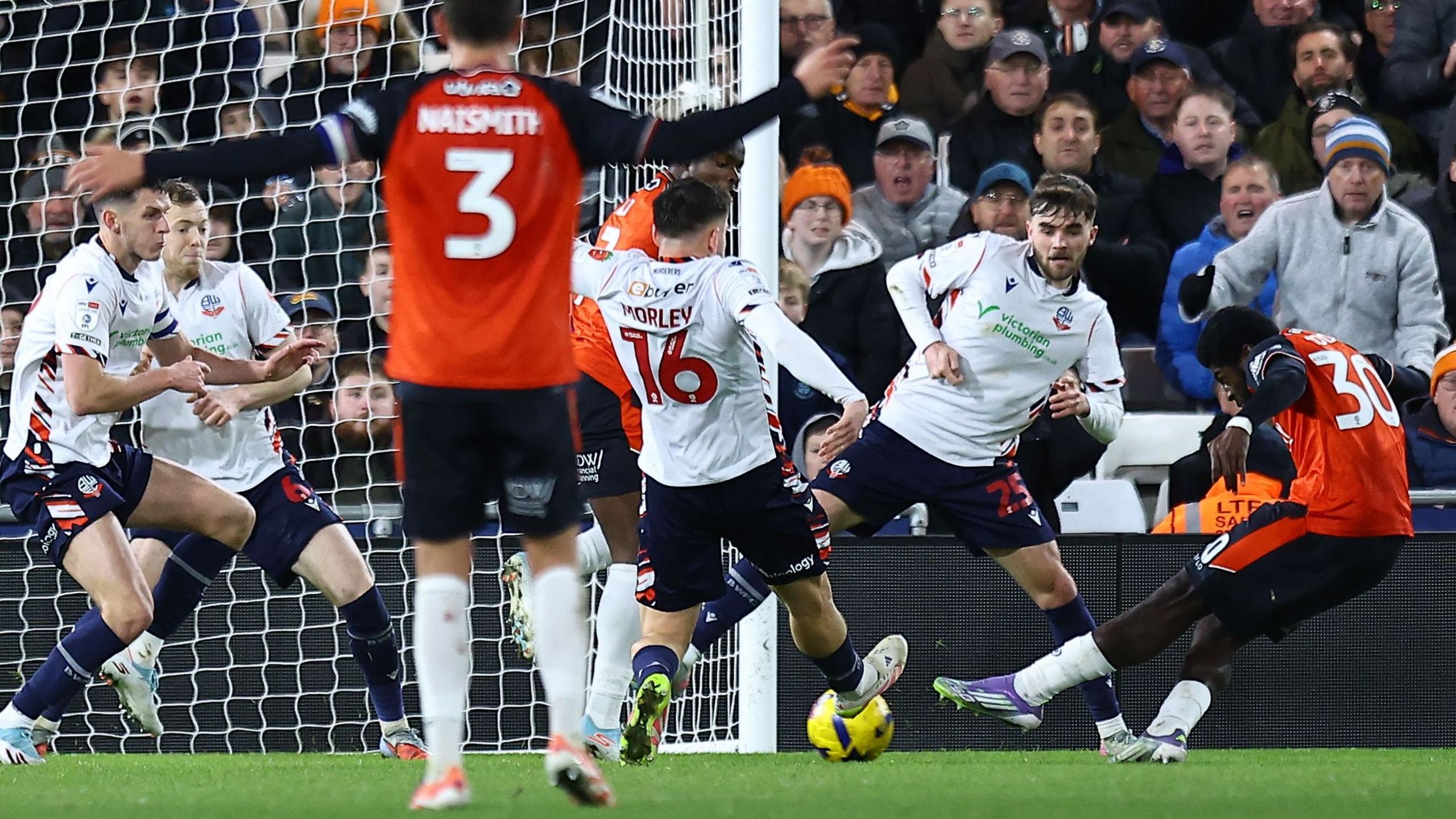 Luton Town 1-1 Bolton Wanderers: Super-sub Kodua grabs point for ...
