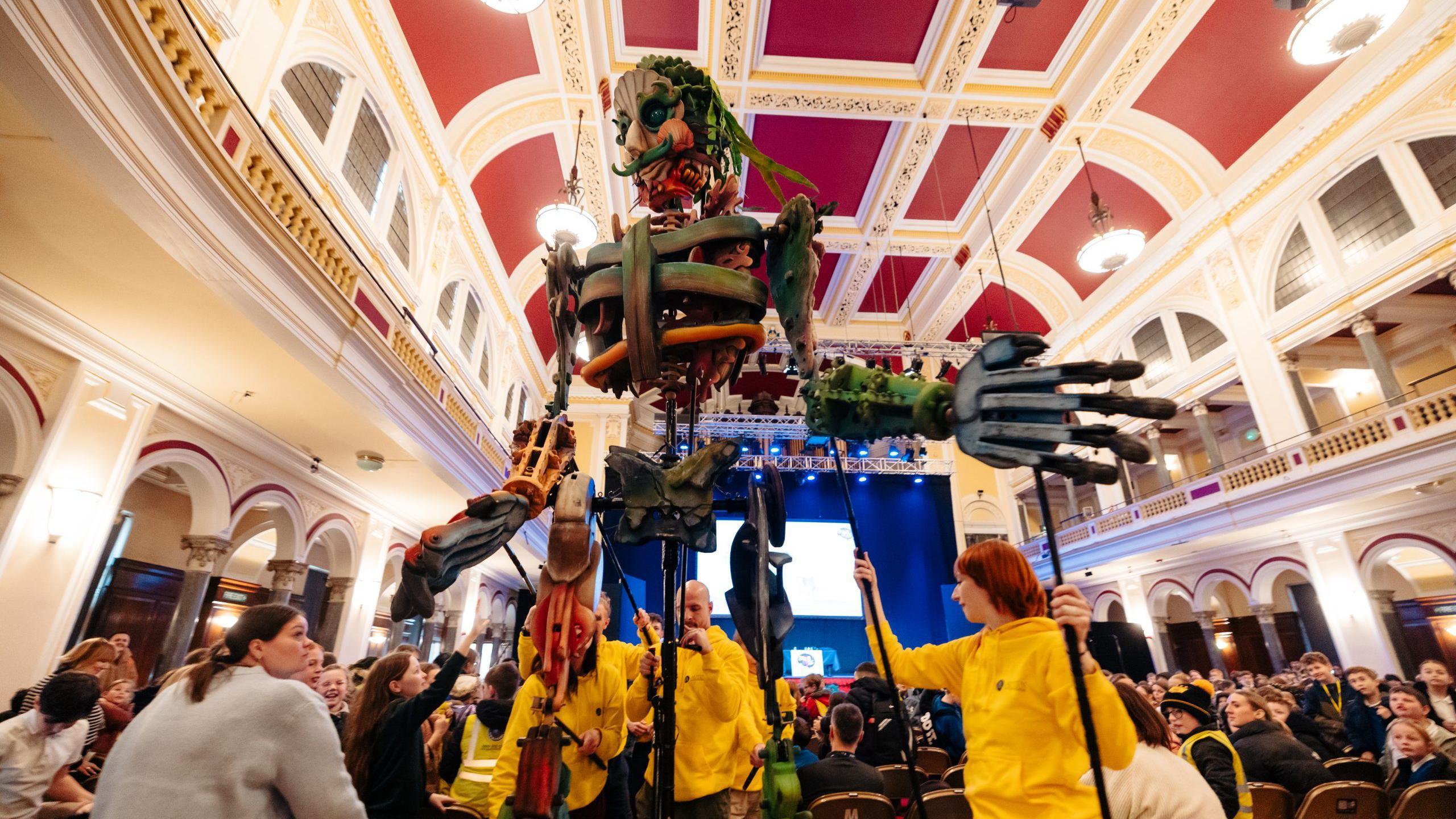Hull's Colliderfest returns for 2026 with big name guests - BBC News