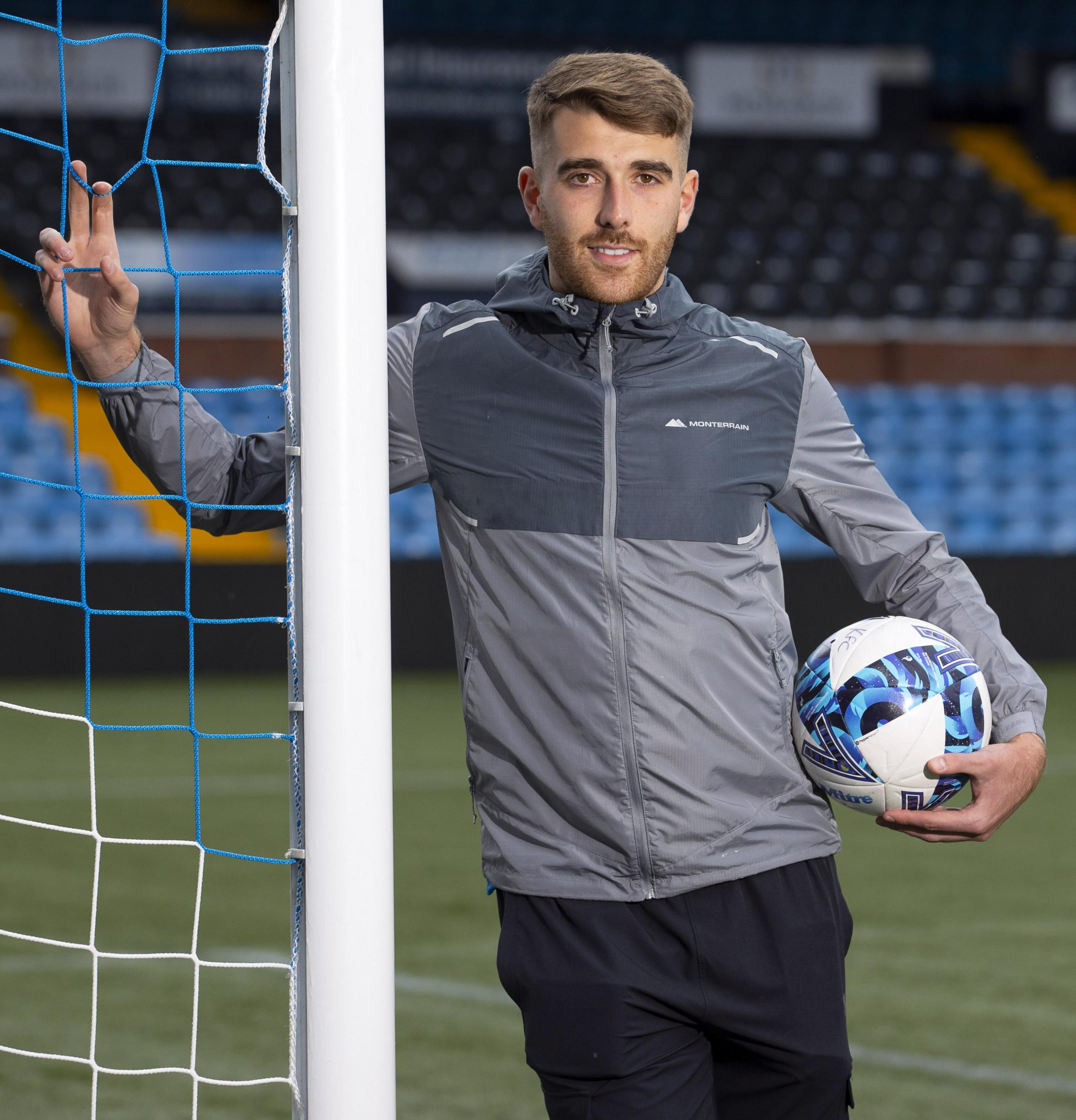 Hemming aims to kick on after injury frustration - BBC Sport