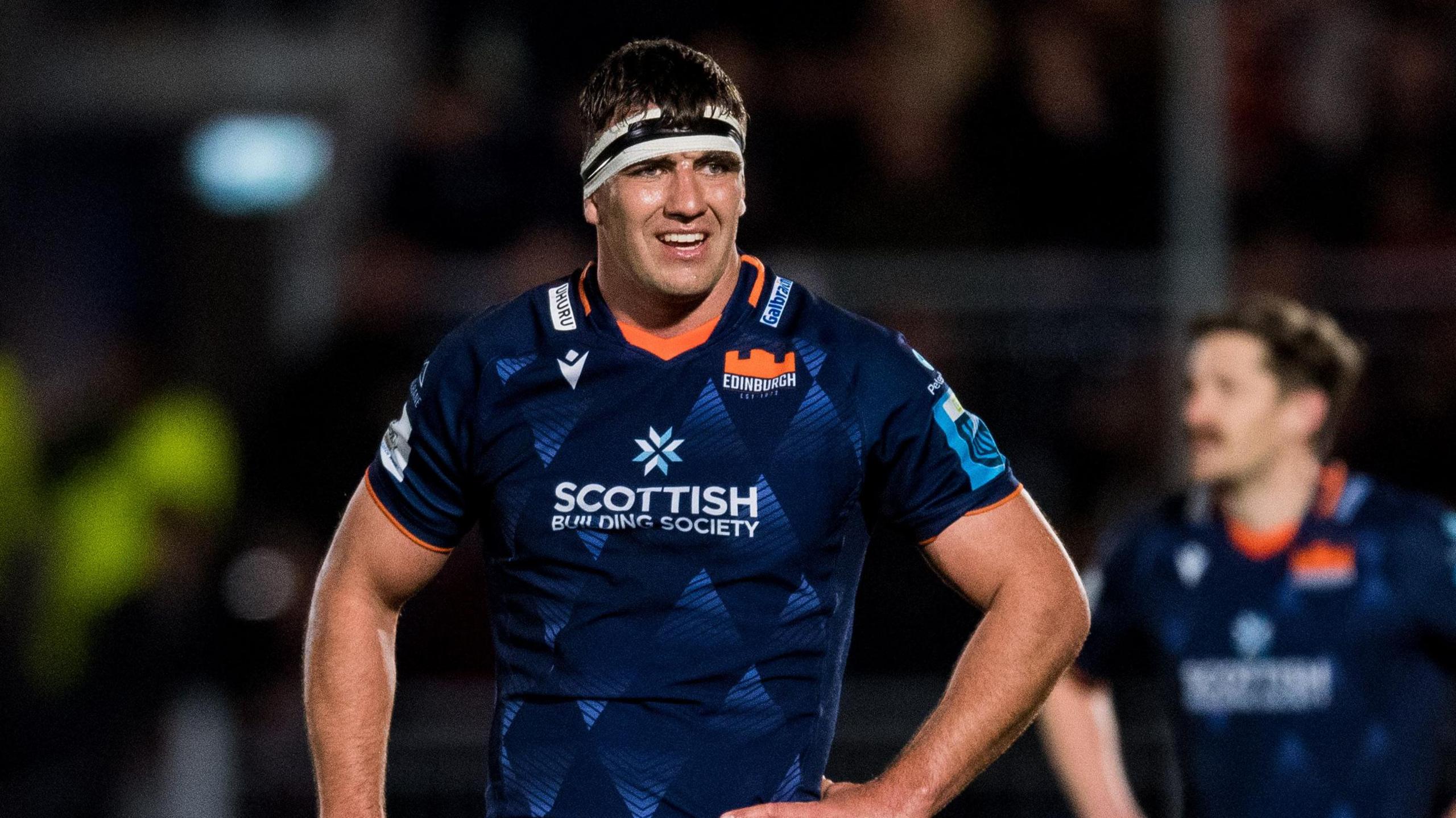 Scotland's Sam Skinner signs new two-year Edinburgh deal - BBC Sport