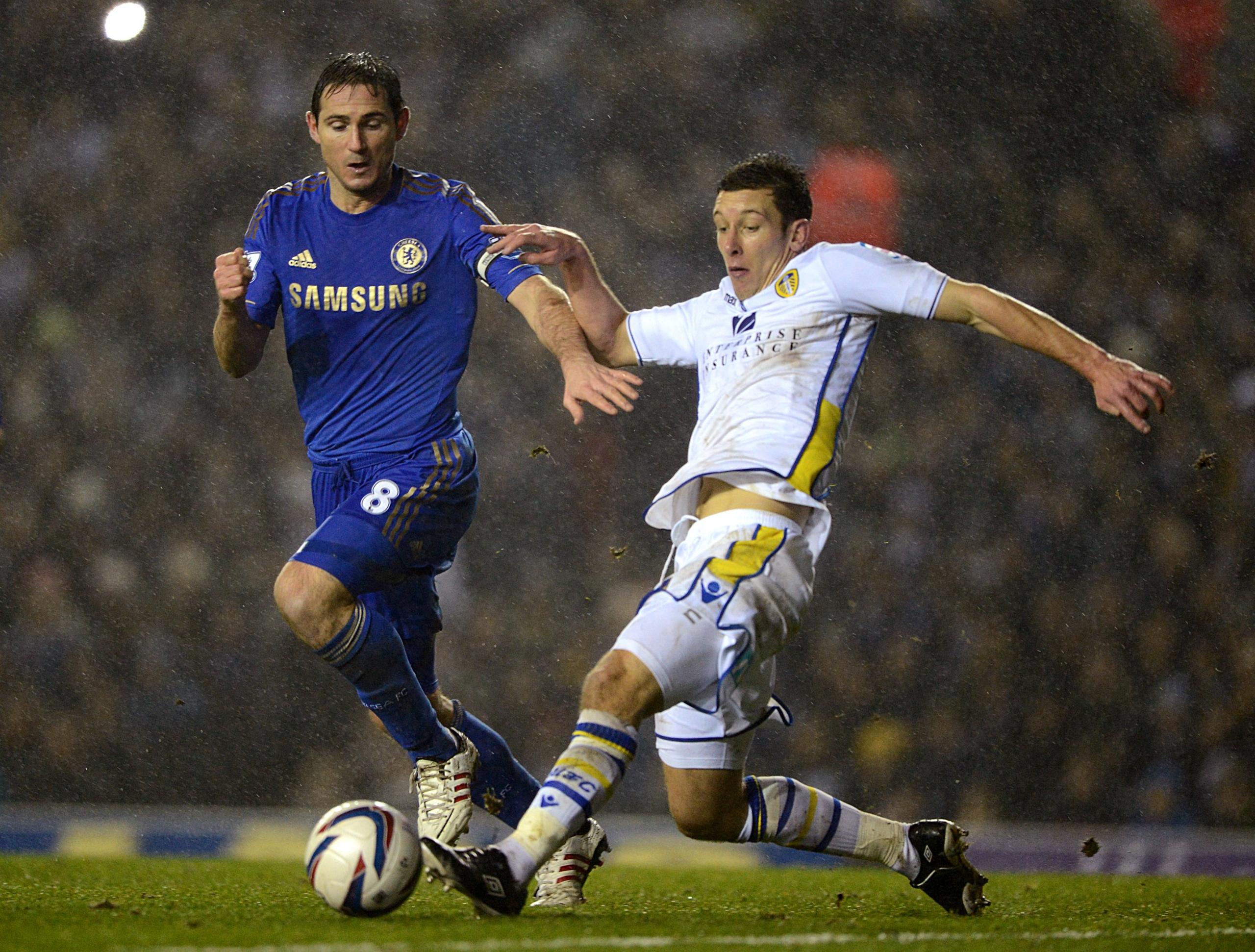 Former Whites defender Pearce to hang up his boots for coaching - BBC Sport