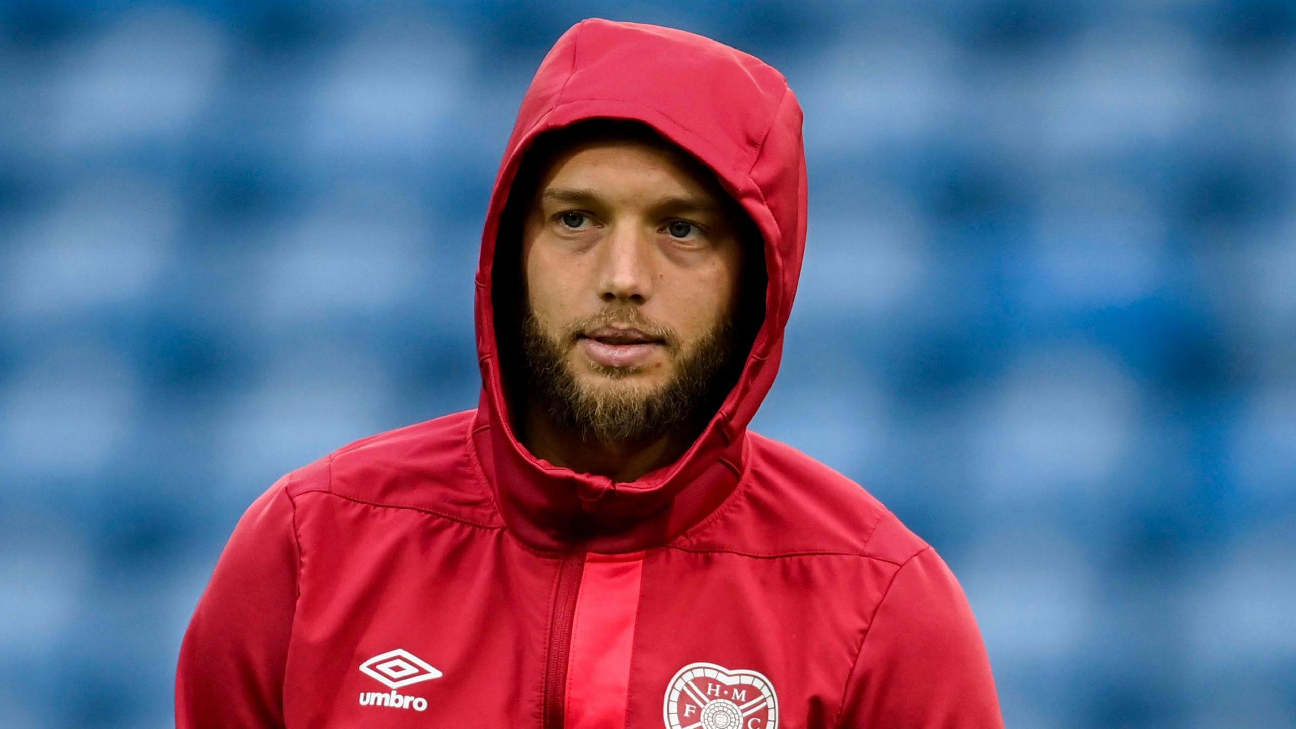 Hearts team news as Naismith makes three changes - BBC Sport