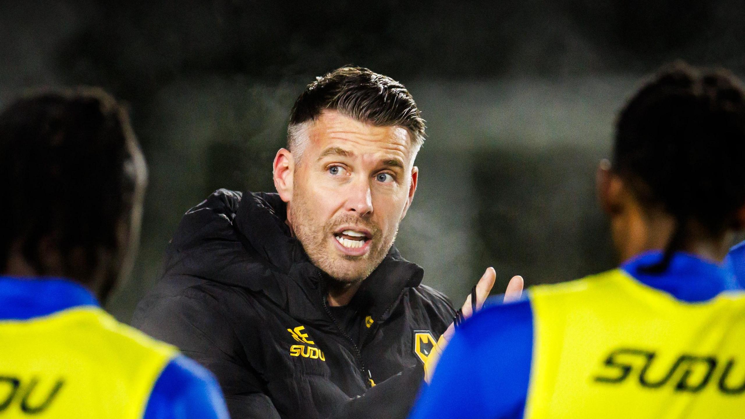 Wolves news: Rob Edwards believes Wanderers still have time to survive in Premier League - BBC Sport