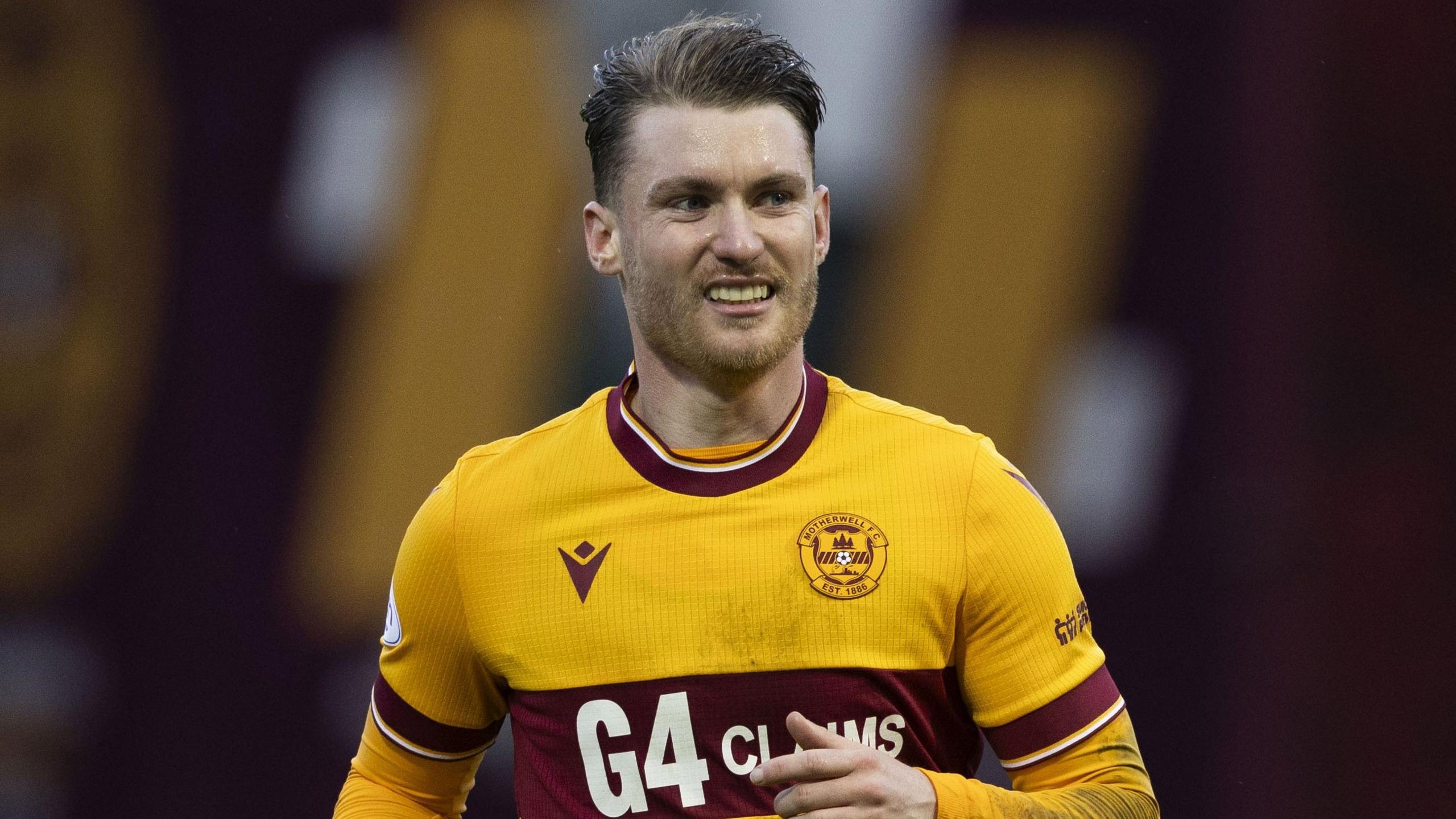 Motherwell's Callum Slattery back in training after long-term injury - BBC Sport