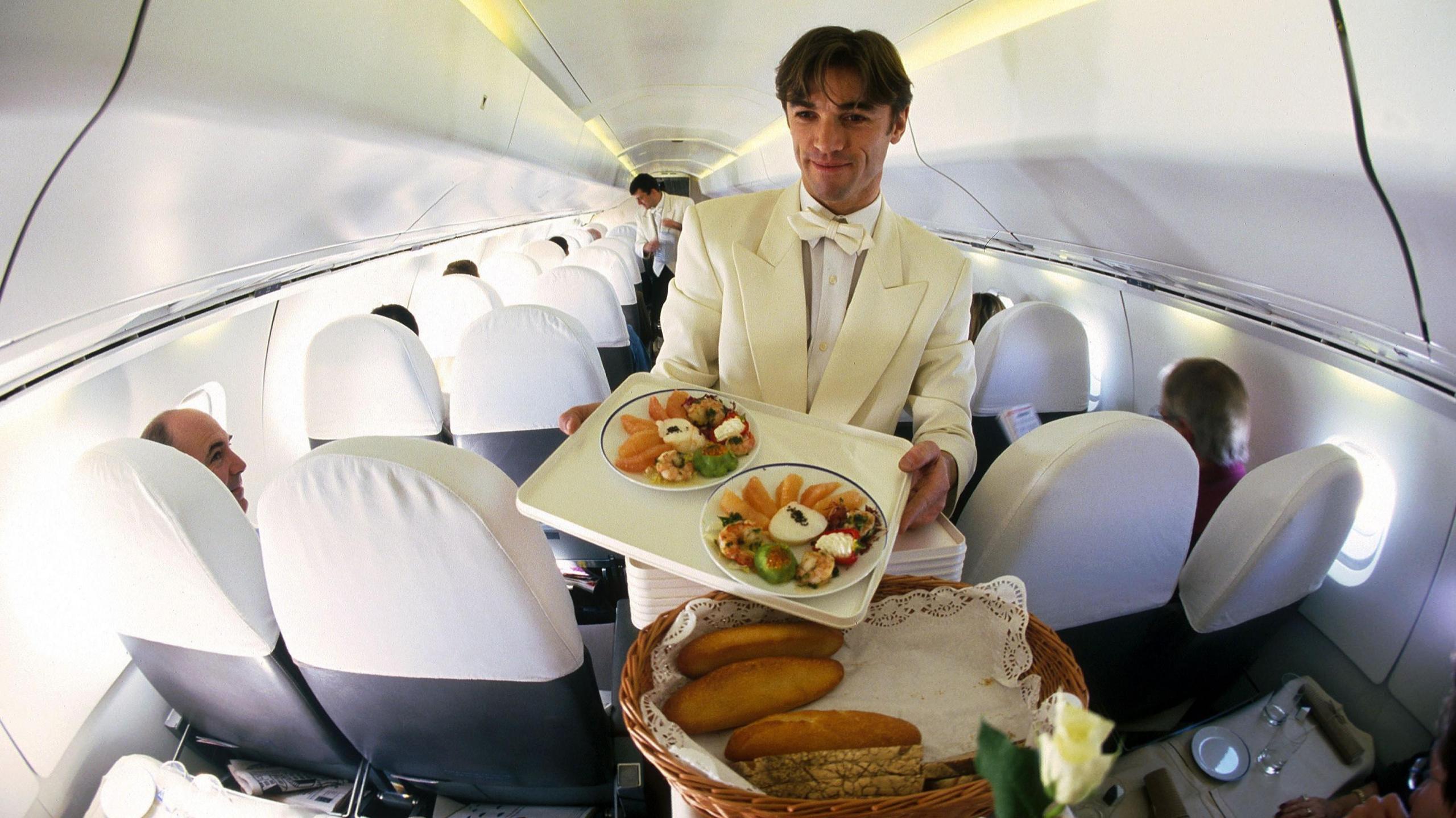 Concorde: New coin celebrates 50 years since plane's first flight - BBC ...