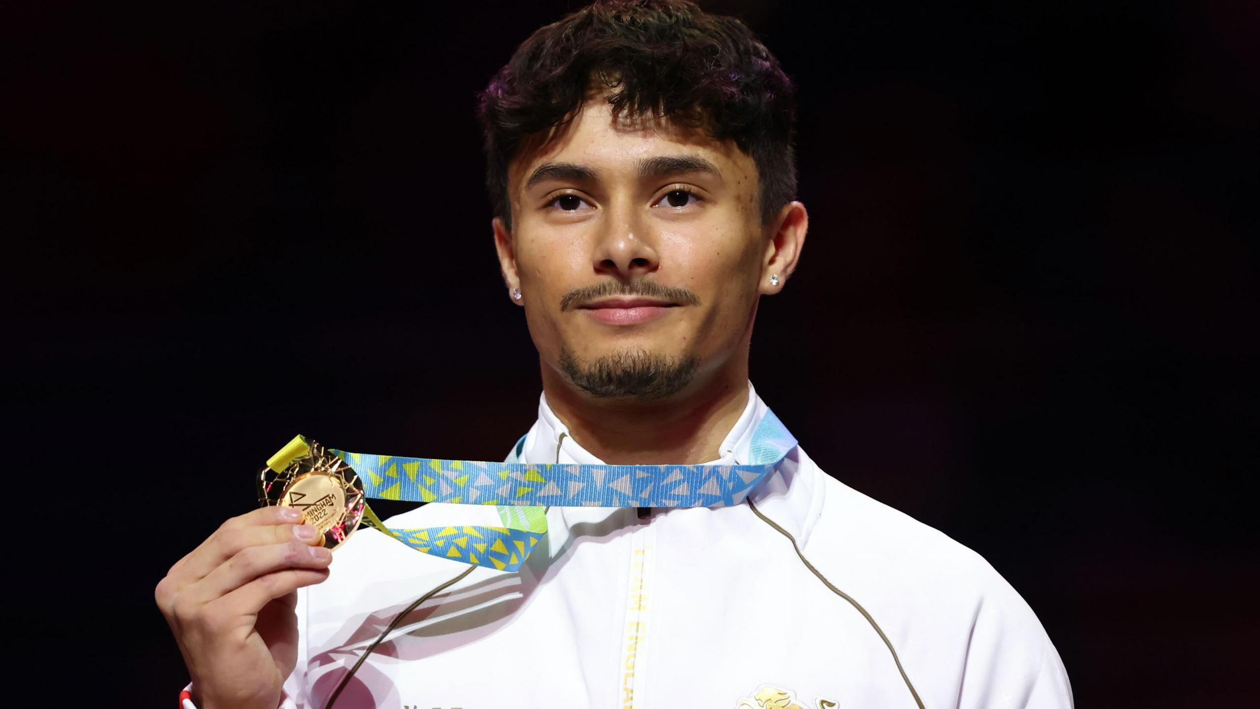 Jake Jarman: GB gymnast sets sights on double World gold - BBC Sport