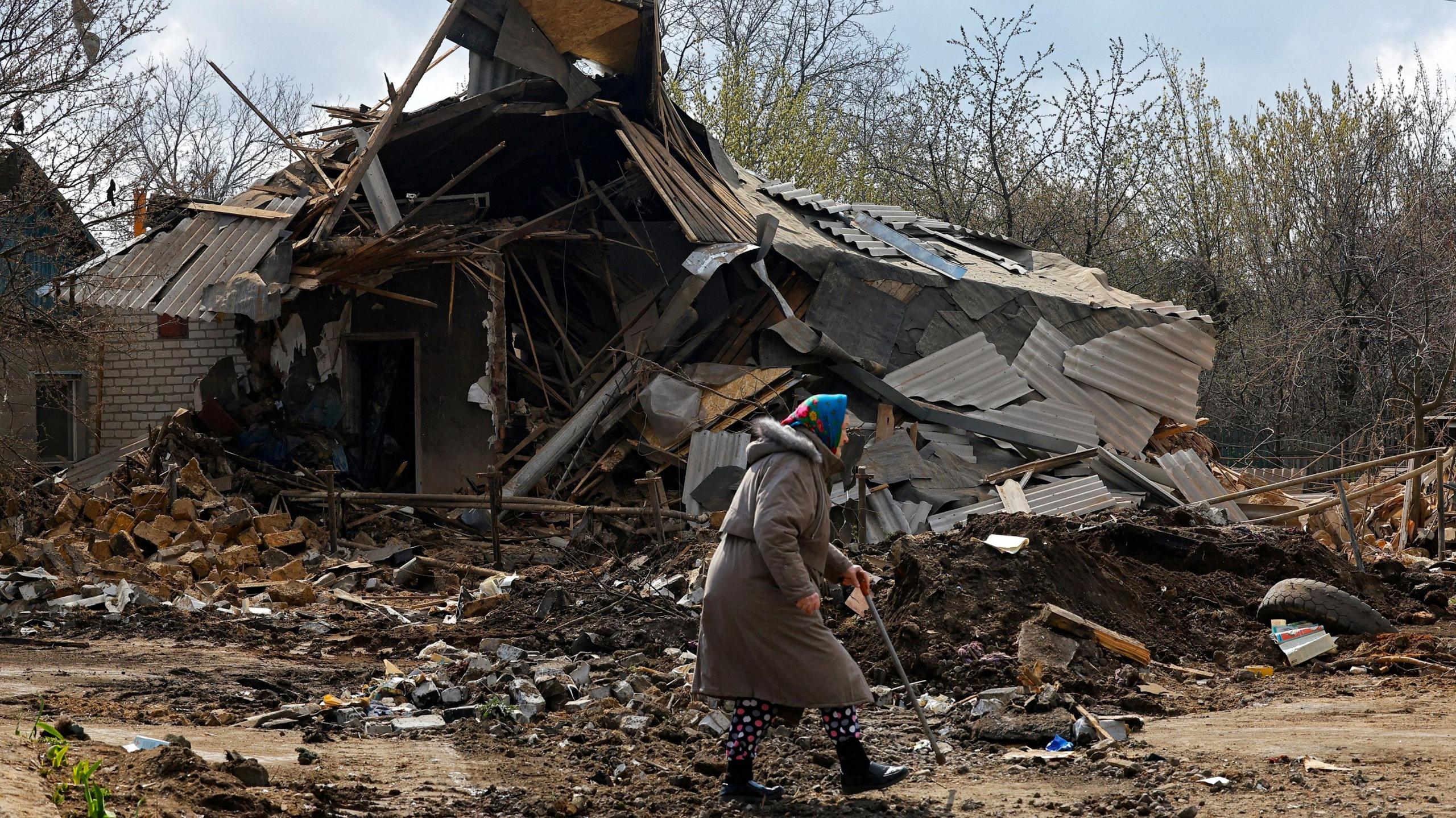 Ukraine and Russia accuse each other of thousands of ceasefire ...
