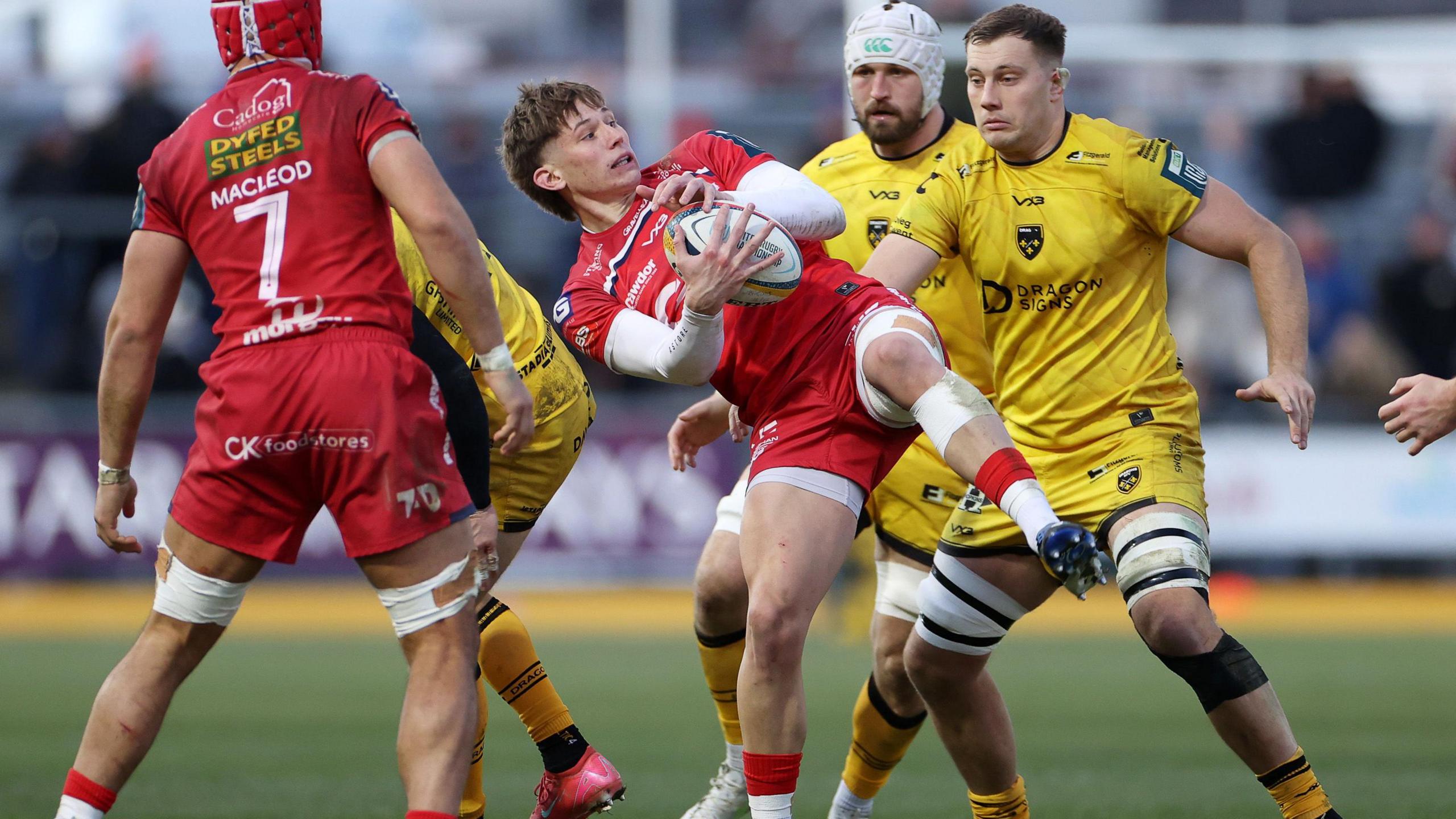 URC: Dragons 28-5 Scarlets - Tiatia's men cruise to derby win - BBC Sport