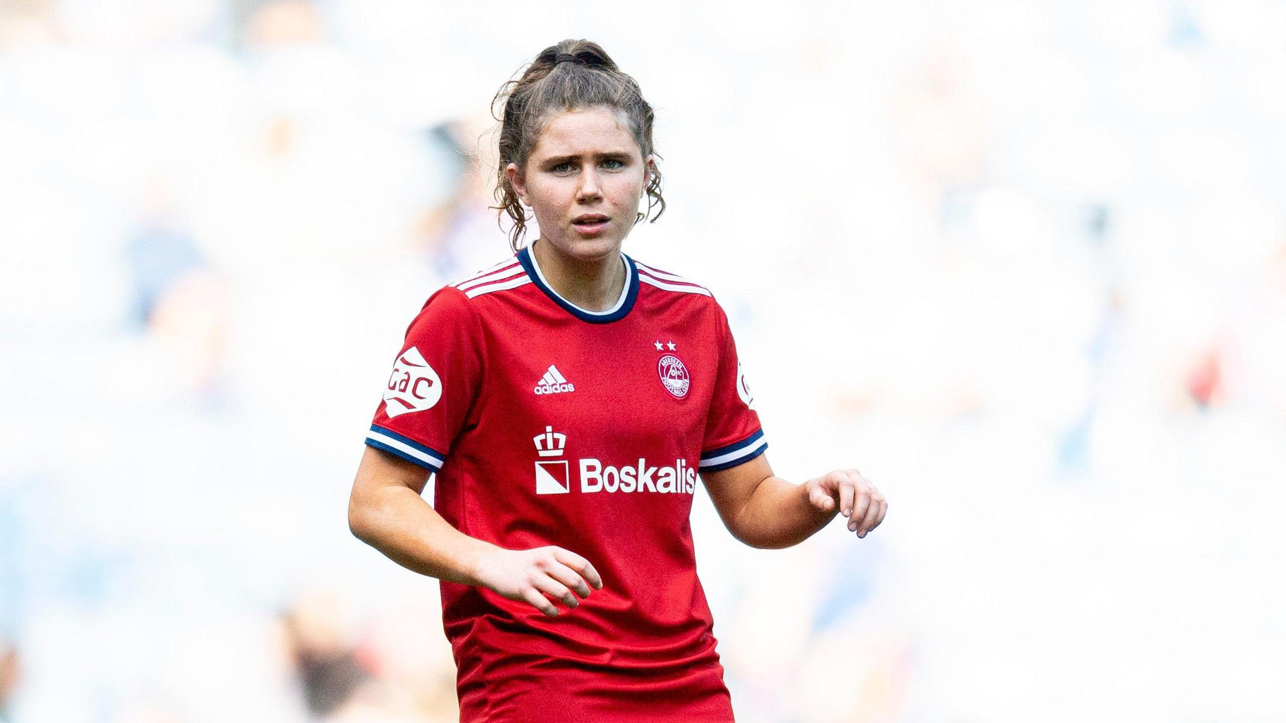 Can managerless Dons get off the mark? - BBC Sport