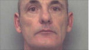 Murderer Ronald Cheshire jailed for raping girl in 1980 - BBC News