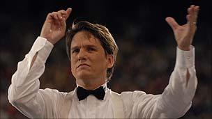 Conductor Keith Lockhart joins BBC Concert Orchestra - BBC News