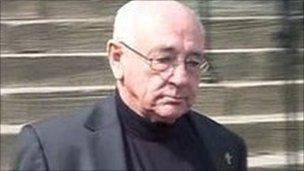 Fr Eugene Lewis in court battle over child abuse convictions - BBC News