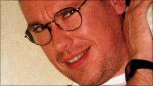 Sharon Hollinsworth admits Andrew Oates murder charge - BBC News