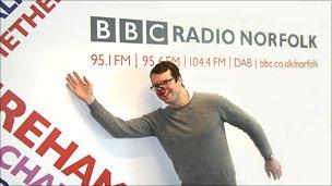 Comic Relief: David Webster's stand-up comedy show - BBC News