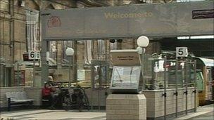 Carlisle Citadel Station's £500,000 revamp complete - BBC News