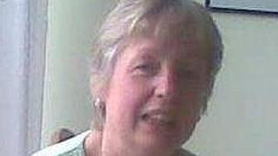 Hunt for Alison Manning, missing from Llandudno hotel - BBC News