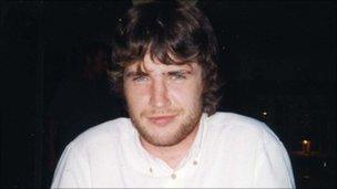 Warrington murder victim named as Christopher Murphy - BBC News