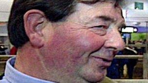 'Dog link' to farmer Harry Emslie's 'freak' death - BBC News