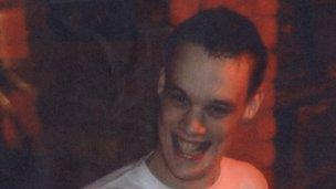 Family fears for missing Derry man Eamonn Moore - BBC News